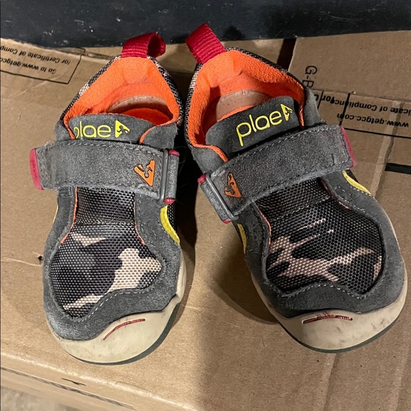 PLAE | Shoes | Plae Kids Sneakers Gray Orange And Red | Poshmark
